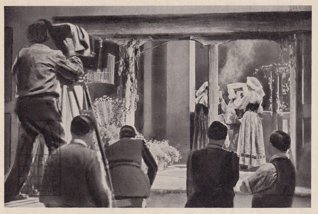 MBC INTERACTIVE ARCHIVE - Italy: The Mussolini Era / Fascist Propaganda